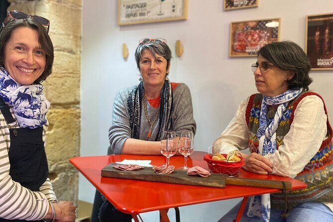Food Tour by night - What to Expect from the Lyon Night Food Tour