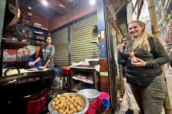 Food Tour in Dhaka : Taste the Best Foods of Dhaka - Authenticity and Cultural Connection