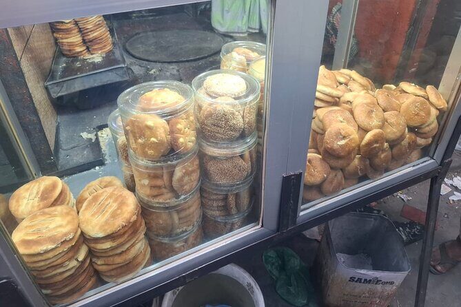 Food Tour in Old Dhaka: Taste Local Delicacies - Exploring the Itinerary in Detail