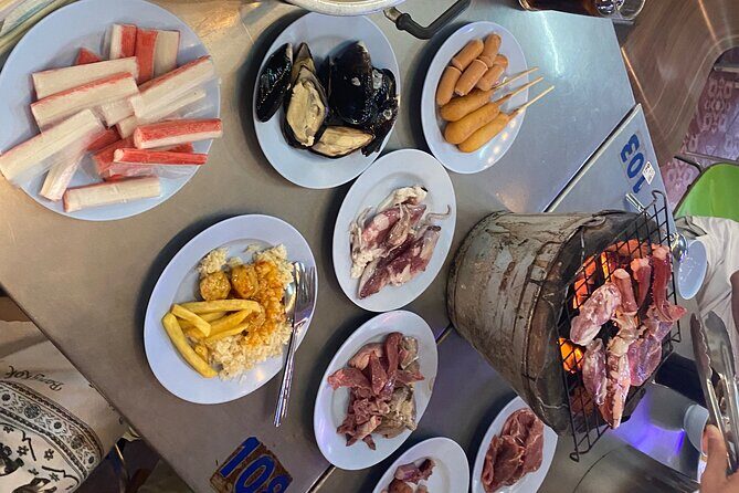 Food Tours with lovely university students - The Itinerary: Food and Local Sights