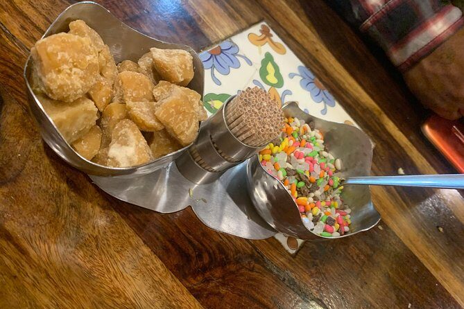 Foodie Tour with Rahul. Eat With The Locals Like A Local. - Introduction to the Experience