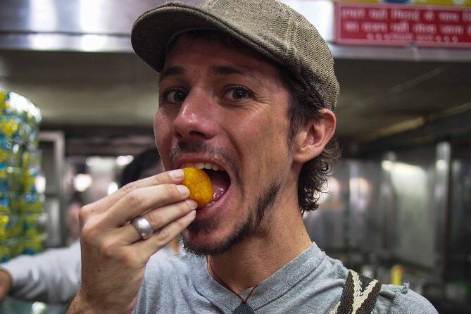 Foodies Walk Through Old Delhi - Key Points