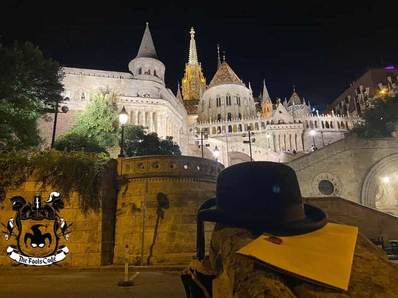 FoolsCode: EscapeRoom/Sightseeing tour with Actor Tourguide - The Practicalities: Pricing, Accessibility, and Tips