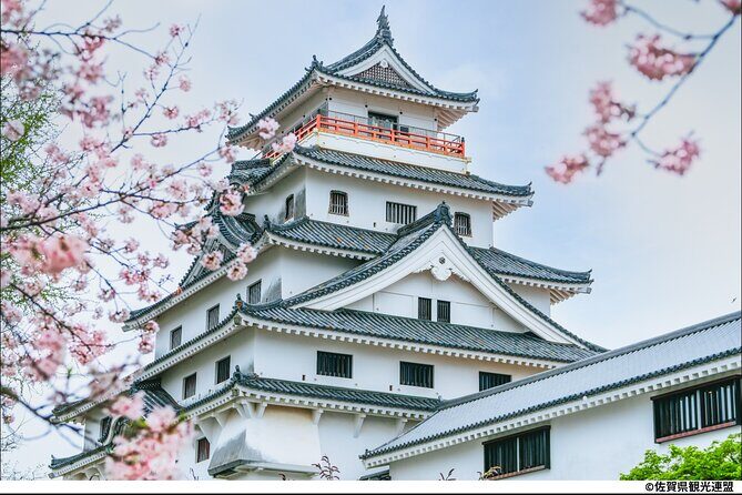 Footsteps through Karatsu: From Samurai Castles to Ceramics - Who Will Love This Tour?