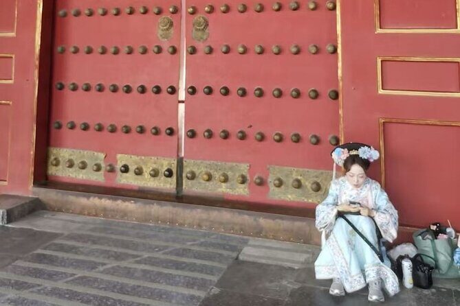 Forbidden City with Treasure Museum Half Day Walking Tour - Practical Considerations