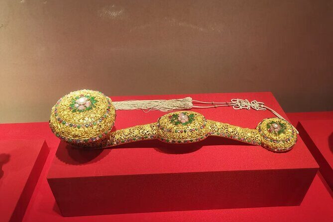 Forbidden City with Treasure Museum Half Day Walking Tour - Value Analysis