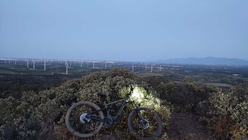 Força-Réal SUNSET tour en VTT à assistance électrique - Who Should Consider This Tour?