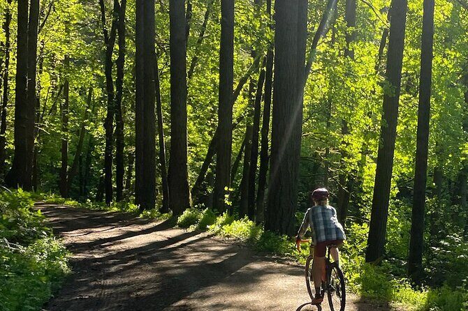 Forest Park Carbon Gravel Bike and E-Bike Tour - An In-Depth Look at the Tour Experience