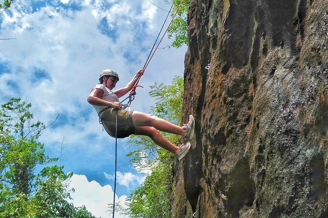 Forest Rock Climbing from Horana - An In-Depth Look at the Kodigahakanda Rock Climbing Experience