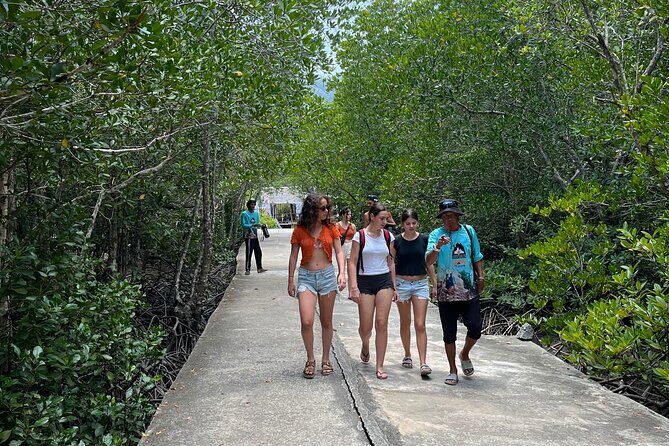 Form Ko Lanta Full-Day 3 Islands 2 Caves 2 Kayaking Skull Island - FAQ