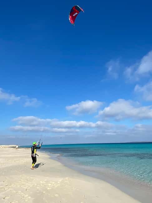 Formentera: Begginers Kitesurf 6h Course CHECK WIND FIRST - Introduction: A Beginner’s Guide to Kitesurfing in Formentera