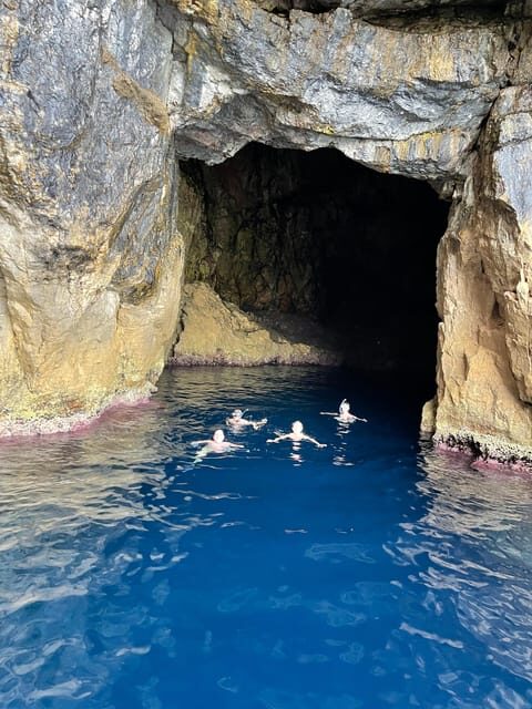 Fornells : Boat Trip to coves & beaches with snorkeling - Key Points