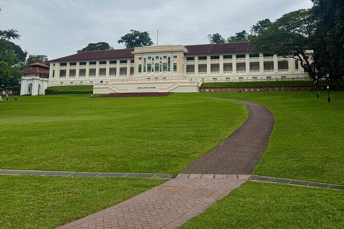 Fort Canning and Singapore River Join In Walking Tour - Exploring the Itinerary in Detail
