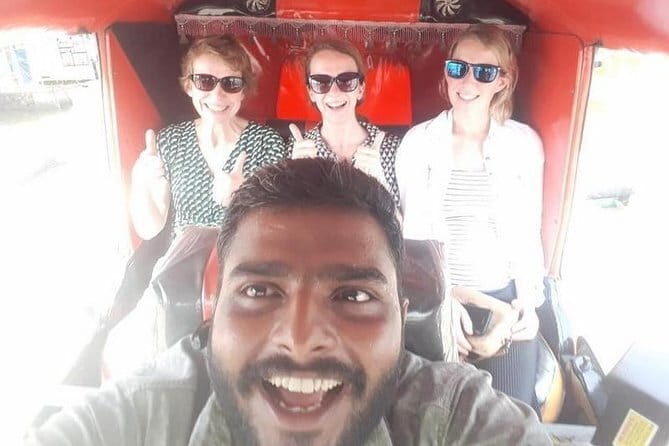 Fort Kochi Tuk Tuk Tour & Sightseeing with a Local Driver - What Does the Tour Offer in Terms of Practical Details?