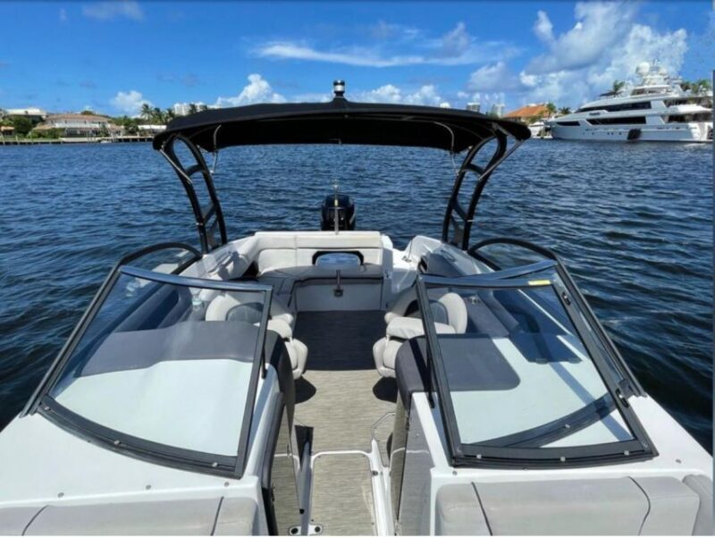 Fort Lauderdale: 11 People Private Boat Rental - The Sum Up