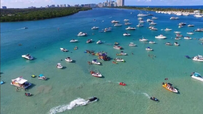 Fort Lauderdale: 12 People Private Pontoon Rental - An In-Depth Look at Your Fort Lauderdale Pontoon Experience