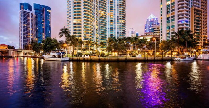 Fort Lauderdale: Night Cruise Through the Venice of America - An In-Depth Look at the Experience