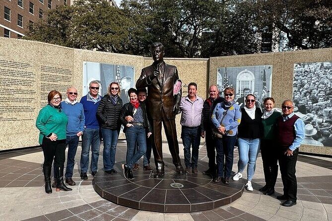 Fort Worth Highlights, Billy Bobs & John Wayne Day Tour - FAQ