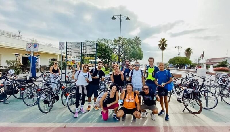 Forte Dei Marmi: Bike tours and hidden gems with a local - Key Points