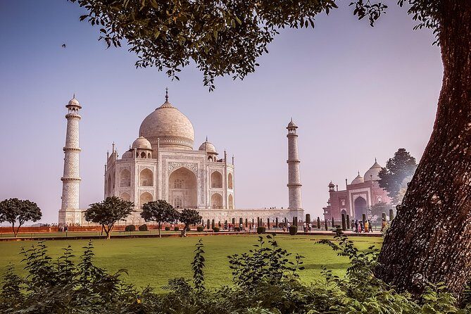 Four days Golden Triangle Luxury Tour with Dinner to Agra and Jaipur from Delhi - An In-Depth Look at the Tour