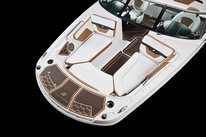 FourWinns HD240 boat rental for 10 people 4 hours - Practical Details