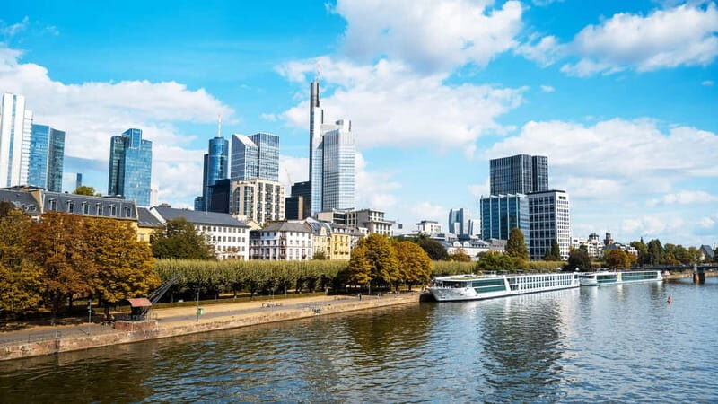 Frankfurt: 2-hour Best Intro Walking Tour with a Local - A Practical Guide to What You Can Expect