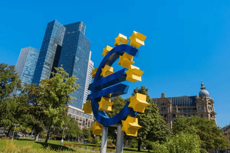 Frankfurt: Guided tour of Frankfurt - The Historic and Civic Landmarks