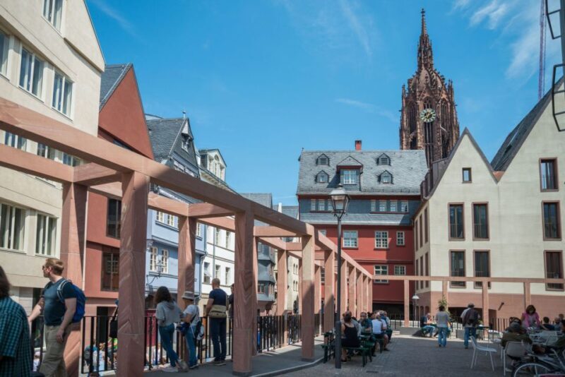 Frankfurt: Highlights and New Old Town English-Language Tour - Who Should Sign Up?