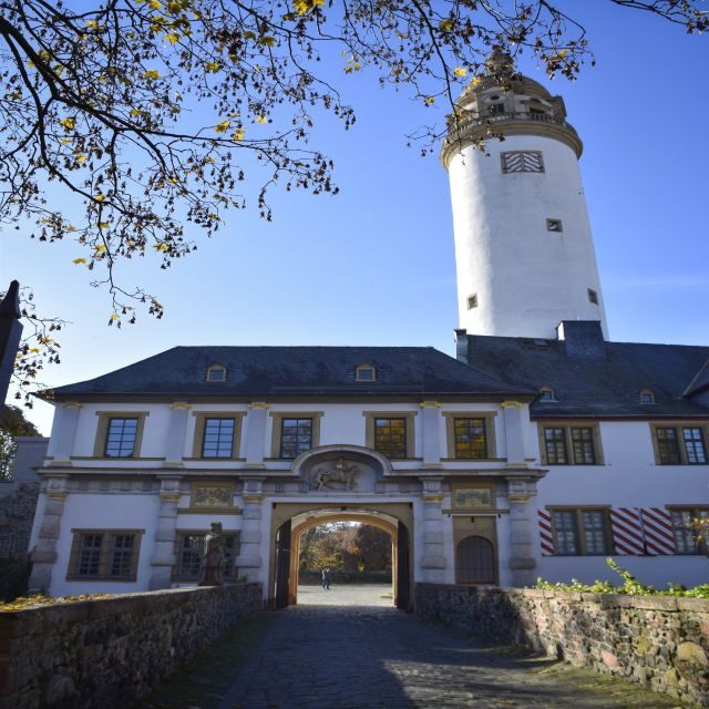 Frankfurt: Höchst Walking Tour with a Local - Who Will Love This Tour?