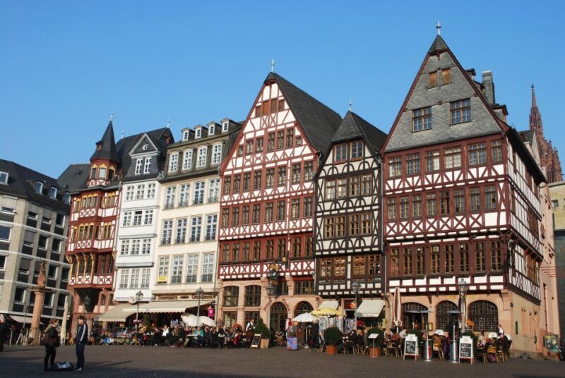 Frankfurt - Old Town Historic Walking Tour - Local Flavors and Market Life