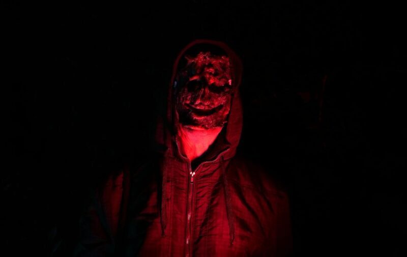 Frankfurt: Old Town Horror Stories Walking Tour in German - Key Points