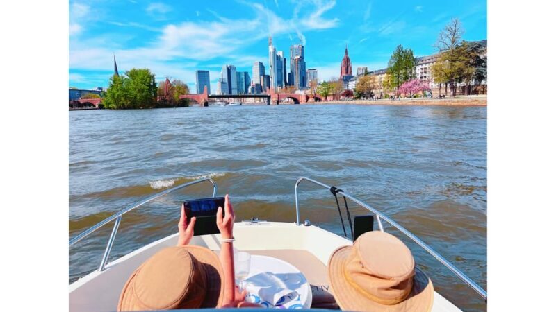 Frankfurt: Private Romantic Skyline Boat Tour - The Sum Up