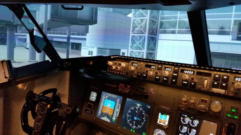 Frankfurt: "Ready for take off" - Flight Simulator B737 - What is the "Ready for Take Off" Flight Simulator Experience?