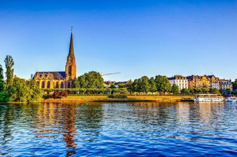 Frankfurt: River Main Sightseeing Cruise with Commentary - Real Traveler Perspectives