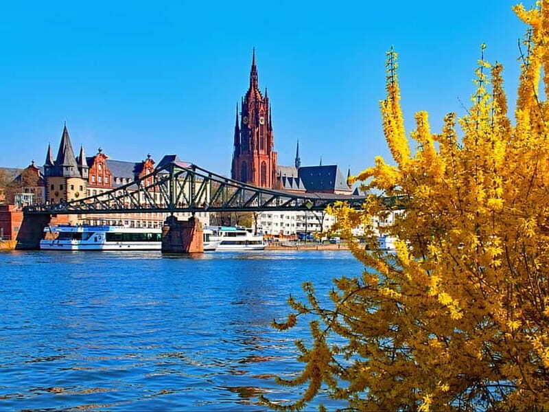 Frankfurt: Walking tour between St. Paul's Church, Main & Old Town flair in German - A Deep Dive into the Frankfurt Walking Tour Experience