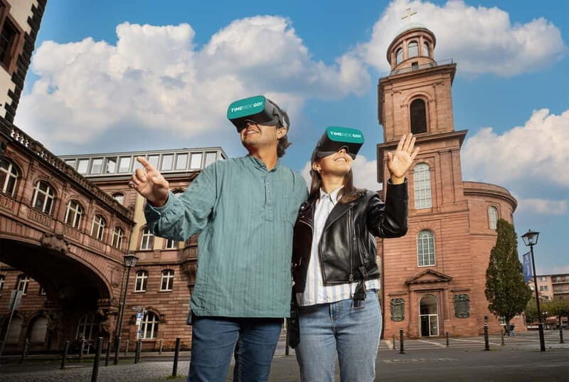 Frankfurt: Walking Tour - discover the city with VR glasses - An In-Depth Look at the Tour