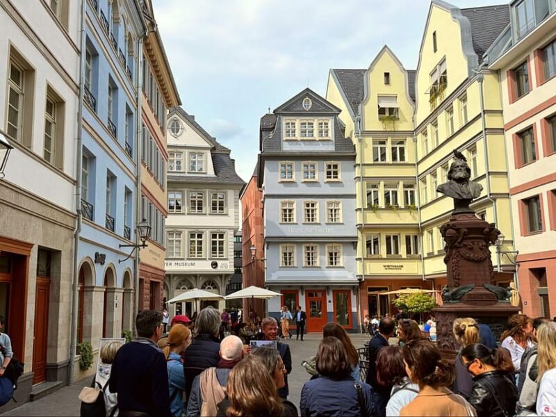 Frankfurt: Walking tour in German in private - just for you and your friends - Who Should Book This Tour?