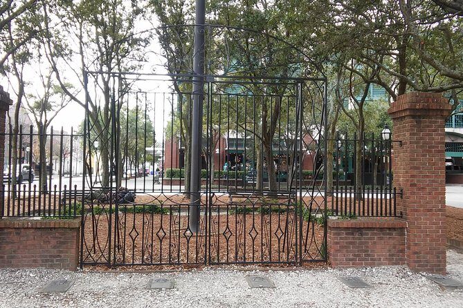 Frankly Charleston Sunday Walking Tour - Key Points