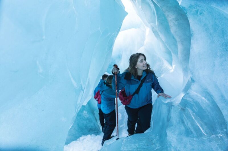 Franz Josef: 2.5 Hour Glacier Hike with Helicopter Transfer - An Adventure That Combines Sky and Ice