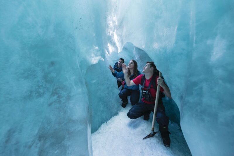Franz Josef: 2.5 Hour Glacier Hike with Helicopter Transfer - Weather and Flexibility