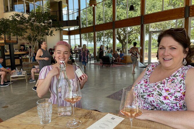 Fredericksburg Texas Area Wine Tastings: 3 Wineries and Lunch - A Closer Look at the Fredericksburg Wine Tour Experience