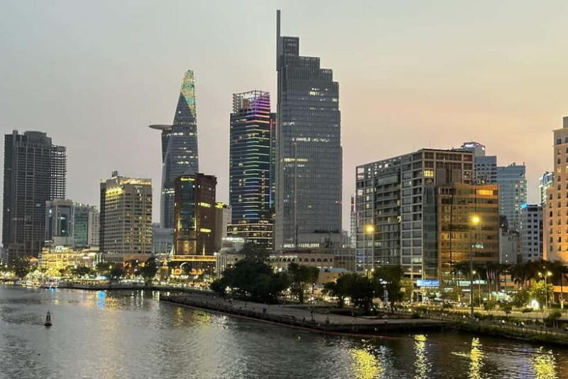 Free E-sim Saigon Night Walking Tour with Local Guide - Exploring Ho Chi Minh City’s Nightlife: What to Expect