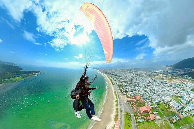 Freedom fly  Da Nang & Son Tra Mountain 2025 Summer Paragliding - What to Consider Before Booking