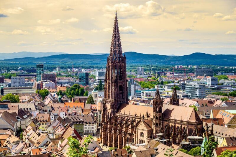 Freiburg: Exciting City Tour with sightseeing and history - Rathausplatz and the Old Town Hall