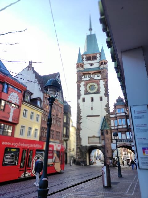 Freiburg im Breisgau: old town group walking tour Italian - FAQ