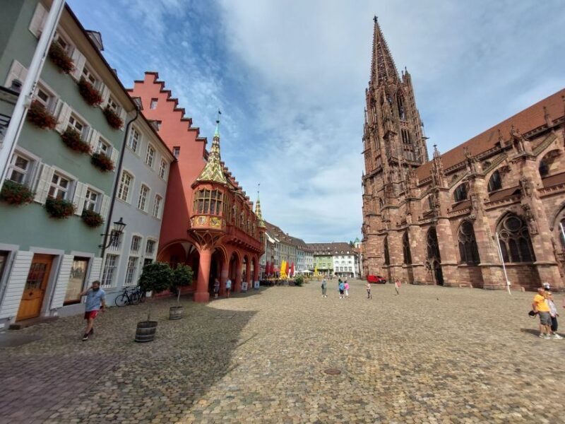 Freiburg: Walking and Strolling the Historic Center - Key Points