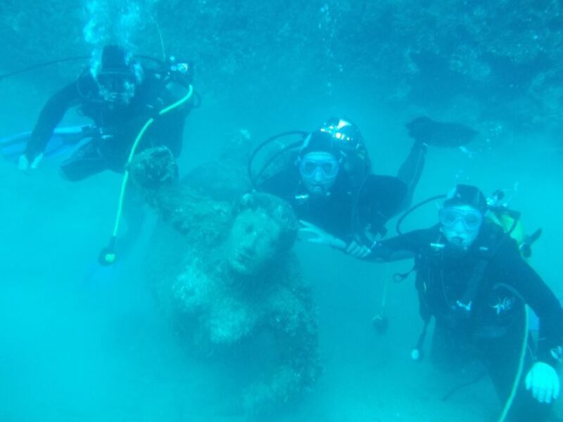 Fréjus: Diving Experience in Port-Fréjus with an Instructor - A Closer Look at the Port-Fréjus Diving Tour