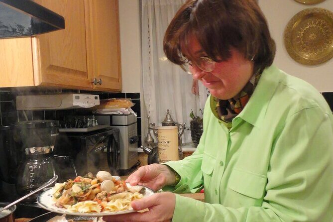 French Cuisine & Live Piano Concert at Chez Sandrine! - Key Points