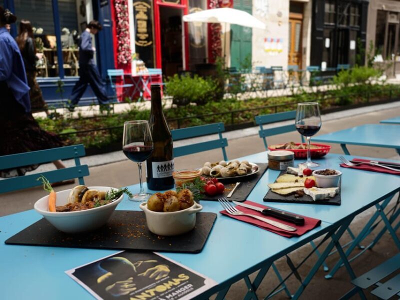 French Culinary Discovery in the Heart of Montmartre - The Experience Environment: Charming, Informal, and Authentic