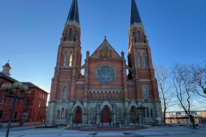 French History Tour of Detroit A Self-Guided Audio Tour App - What Makes this Tour Special?